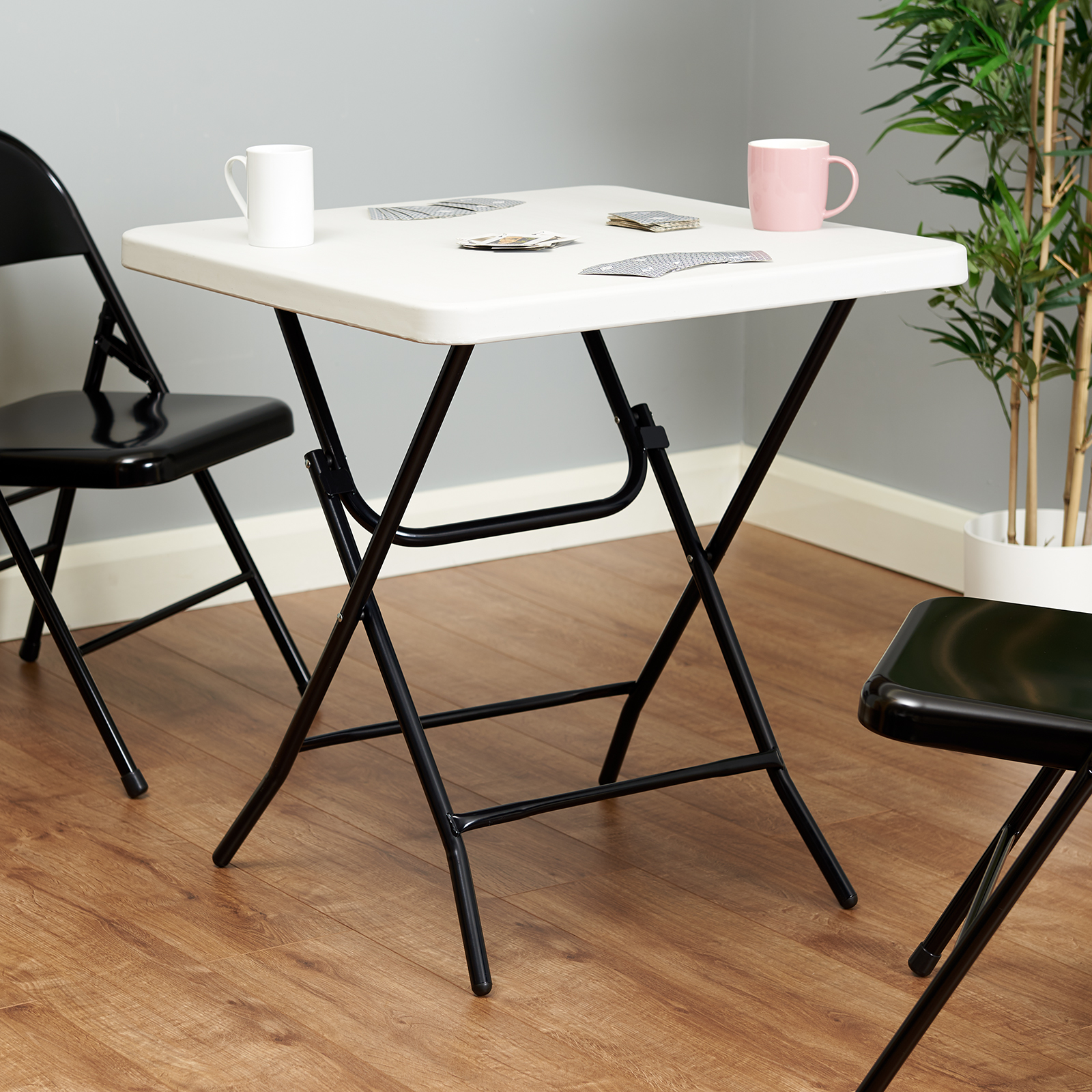 Tables Et Chaises De Camping HARTLEYS Petits Carr s Blanc Table Pliante